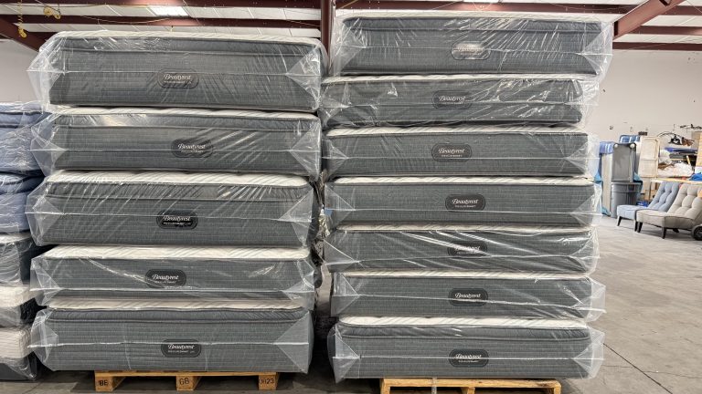 Simmons Beautyrest Pressure Smart 13.75 Pillow Top Queen Mattress ...